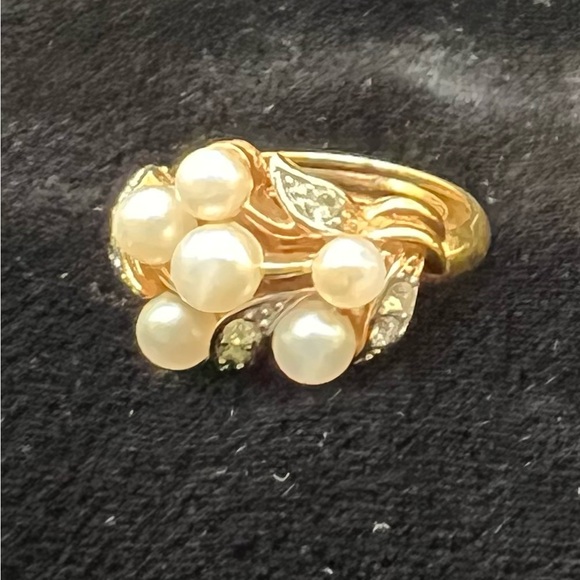 Avon | Jewelry | Vintage Ring 97s Pearl Cluster Sparkle Adjustable ...